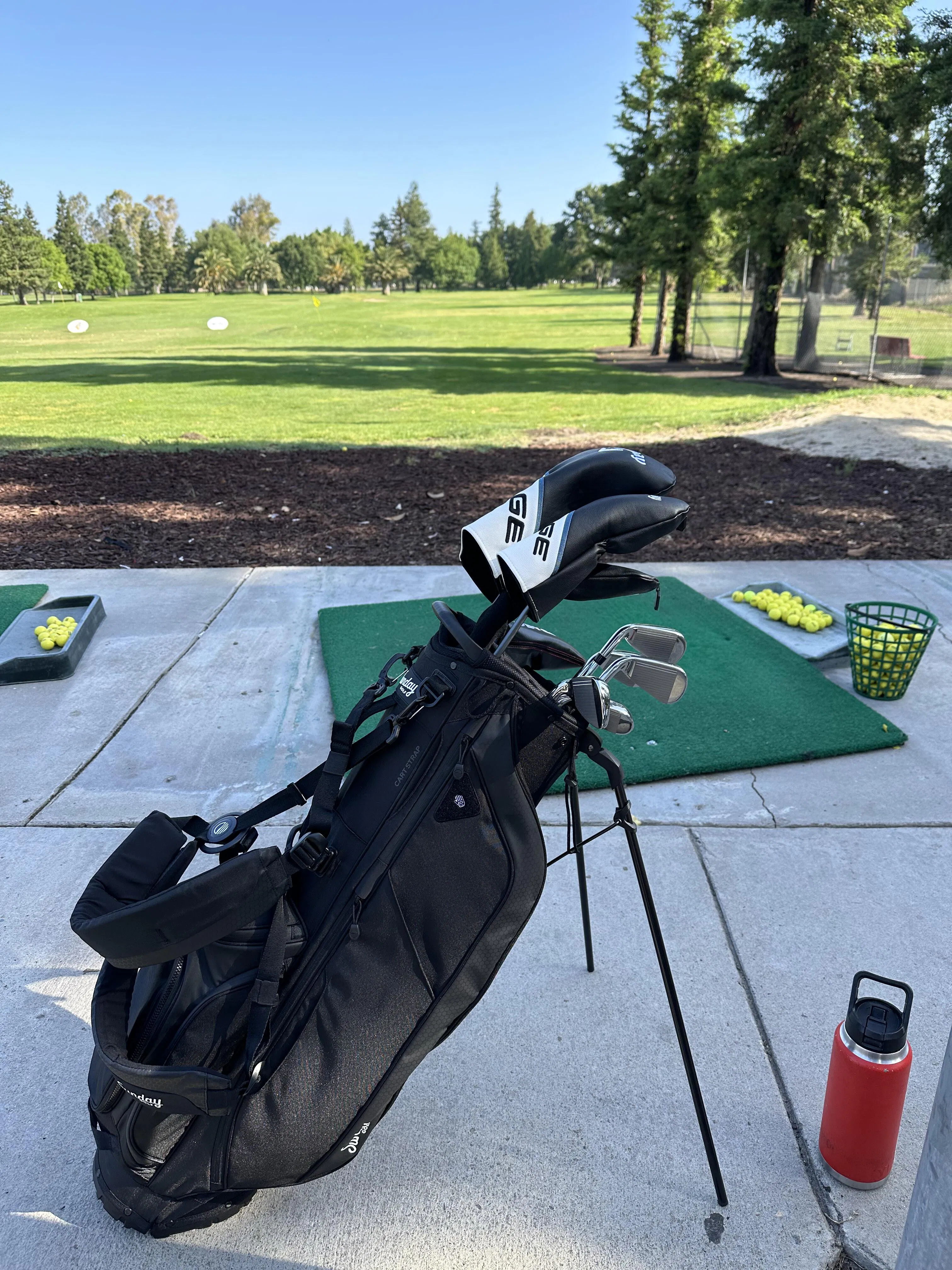 RYDER | Lightweight Stand Bag - Toasted Almond – Sunday Golf