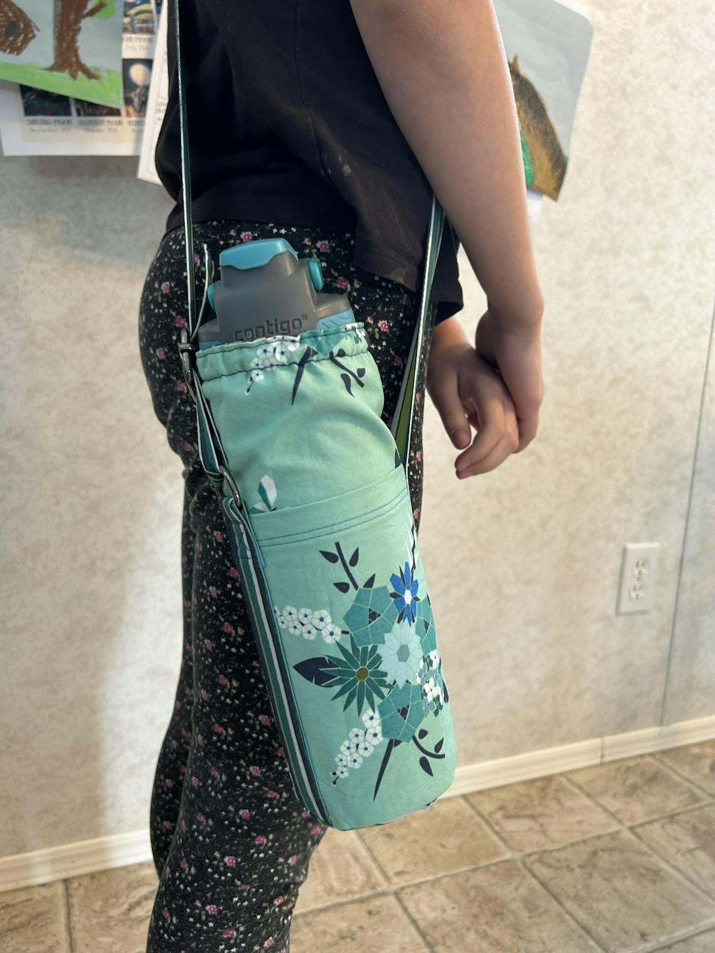 Coral Water Bottle Holder Digital Sewing Pattern – Sunflower Seams