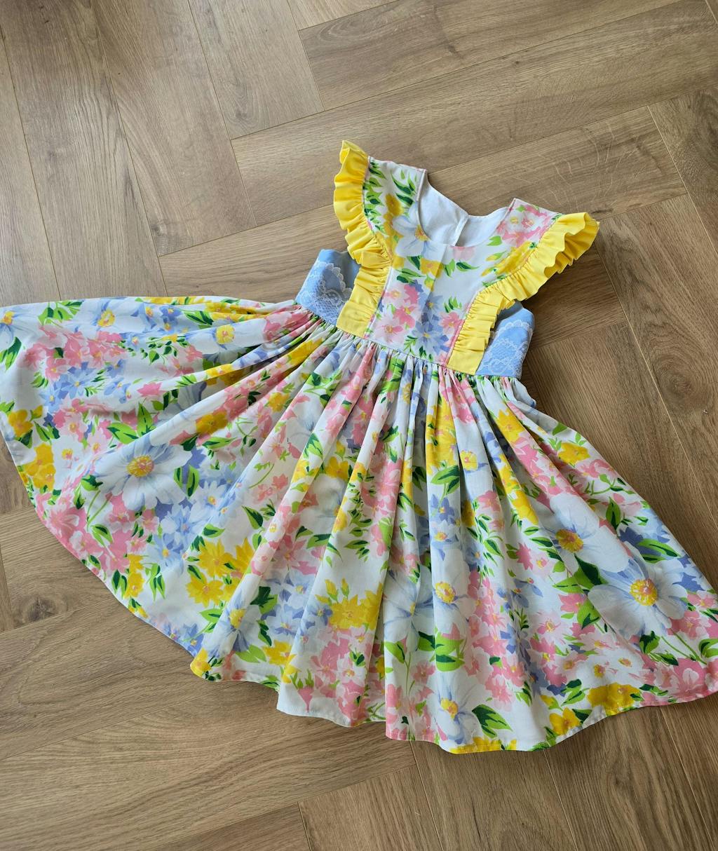 Daisy Dress Digital Sewing Pattern – Sunflower Seams