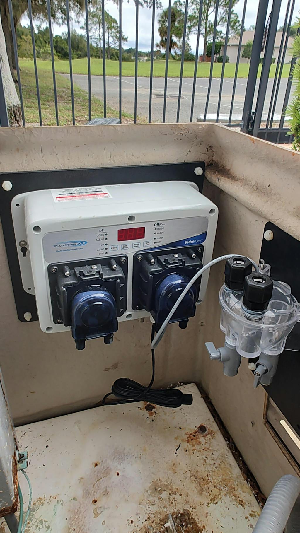 IPS Controller VidaPure ORP - pH Chemical Controller System | IPS VP200 ...