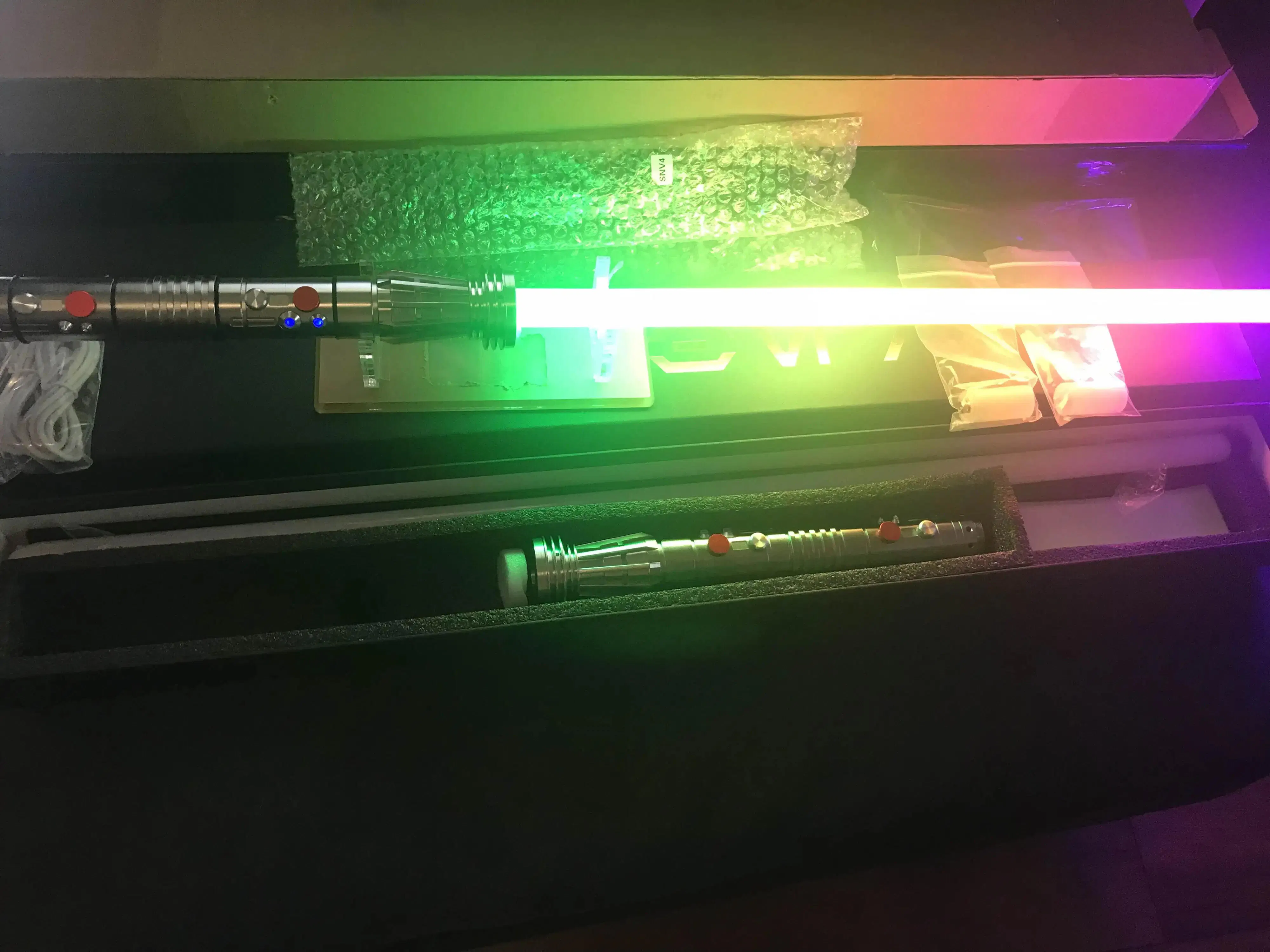 Darth Maul Double Bladed Replica/Weathered Lightsaber – Superneox™