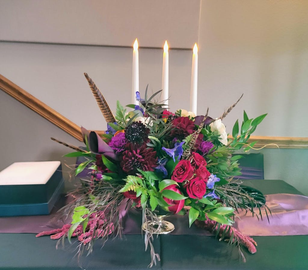 Classic Gold Plastic Compote Vase | Flower Moxie | DIY Wedding – Flower ...