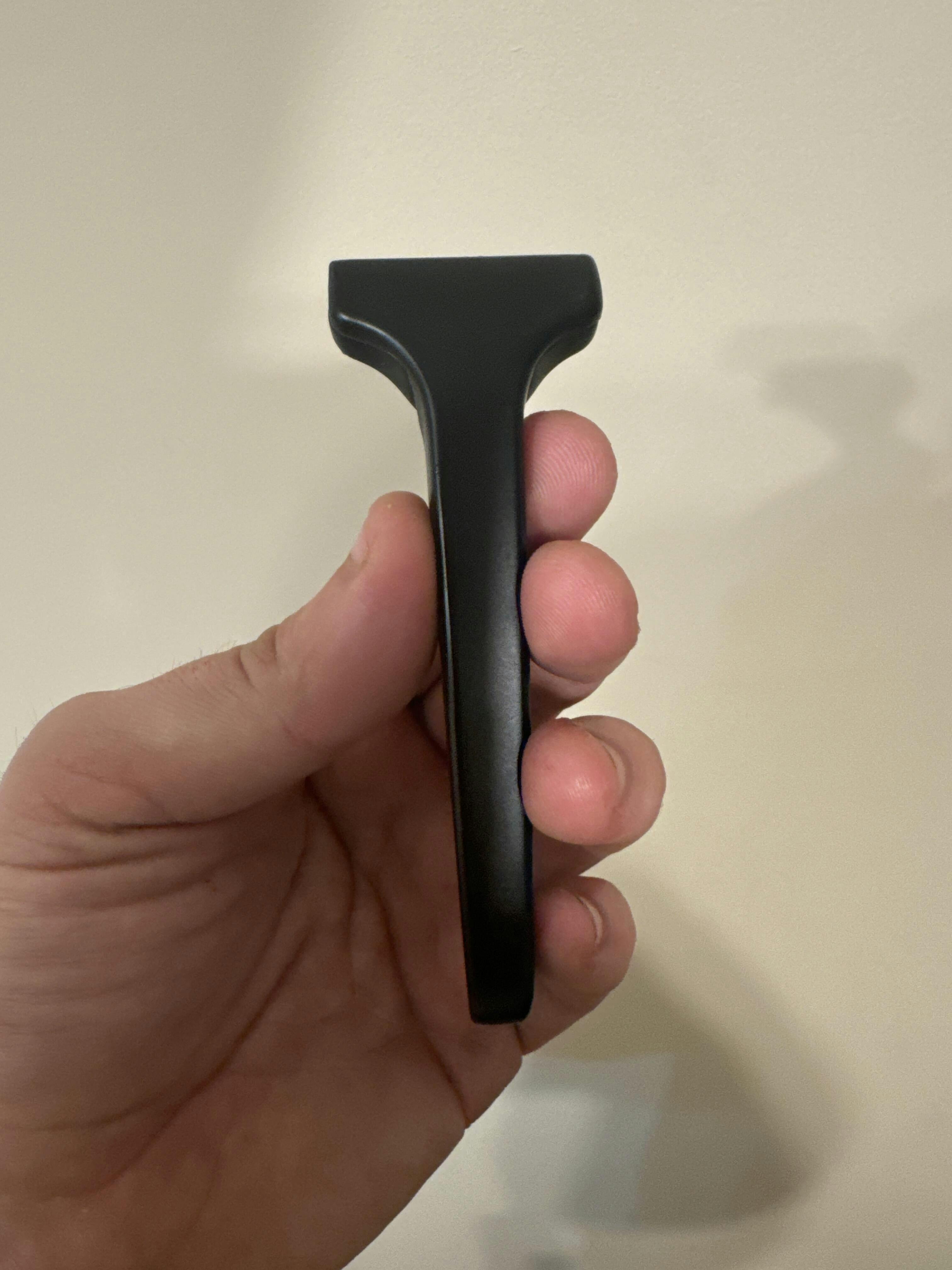 Meet the Single Edge SE Razor | Supply