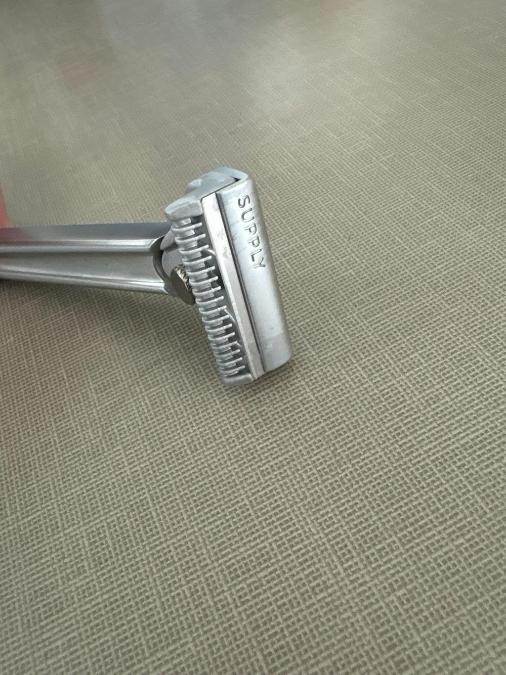 Meet the Single Edge SE Razor | Supply