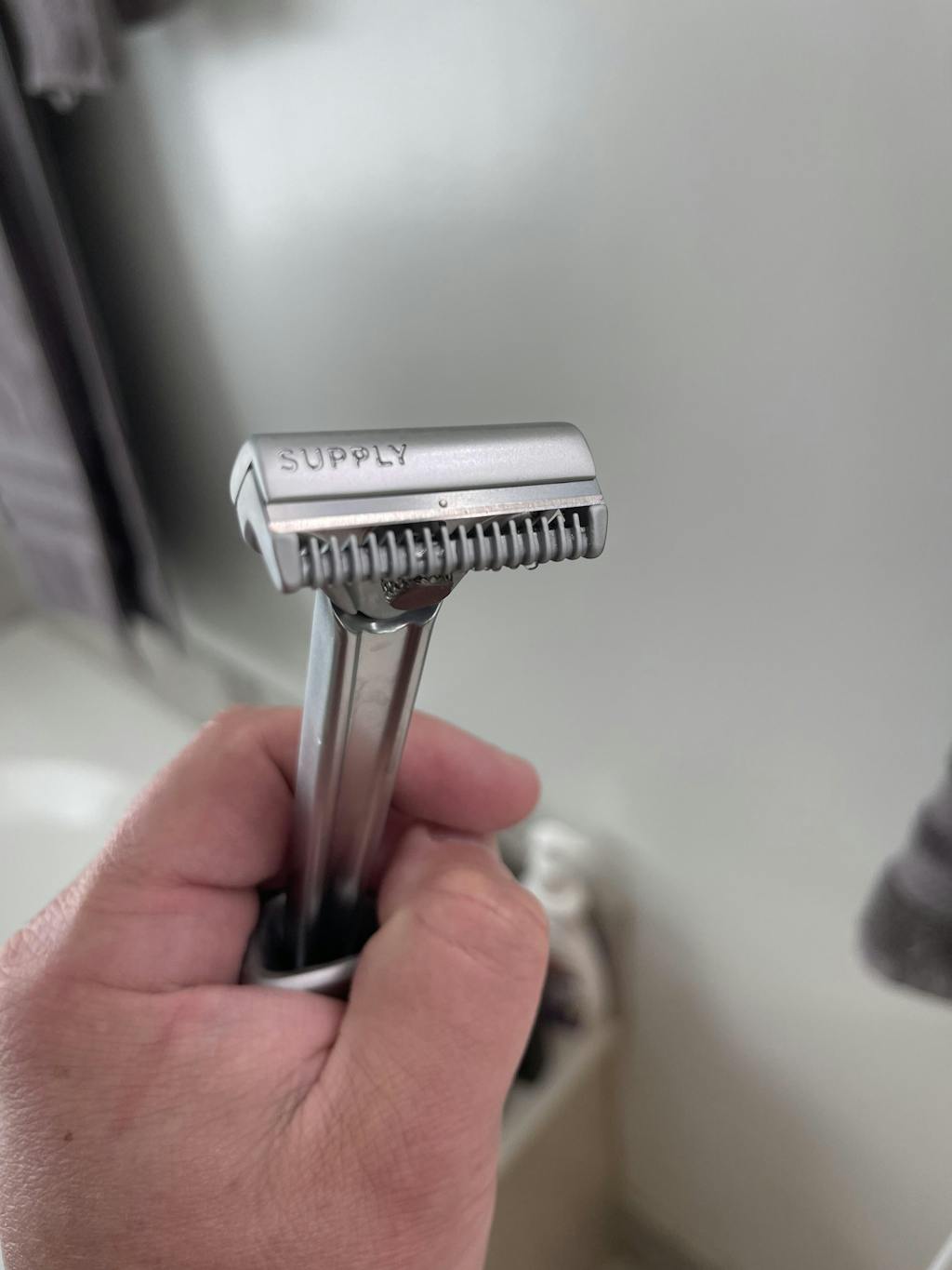 Meet the Single Edge SE Razor | Supply