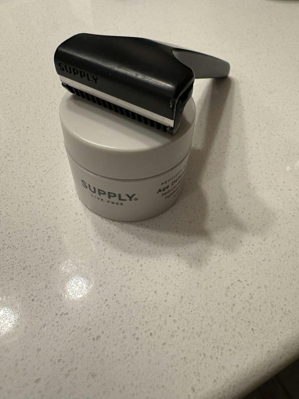 Meet the Single Edge SE Razor | Supply