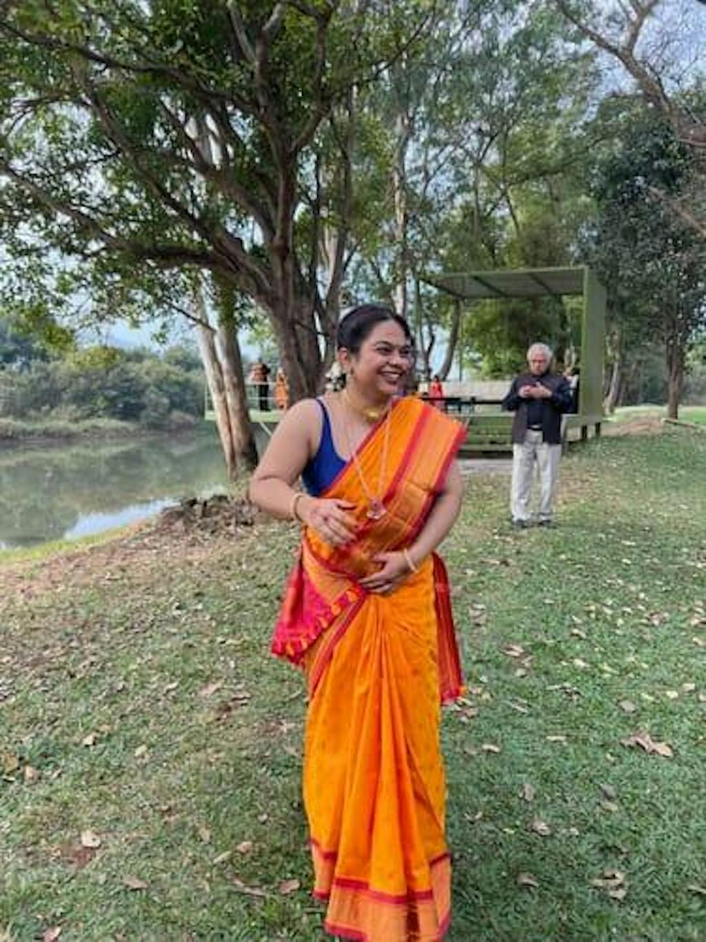 U Neck Padded Silk Sleeveless Blouse In Blue|Basic Blue|Suta