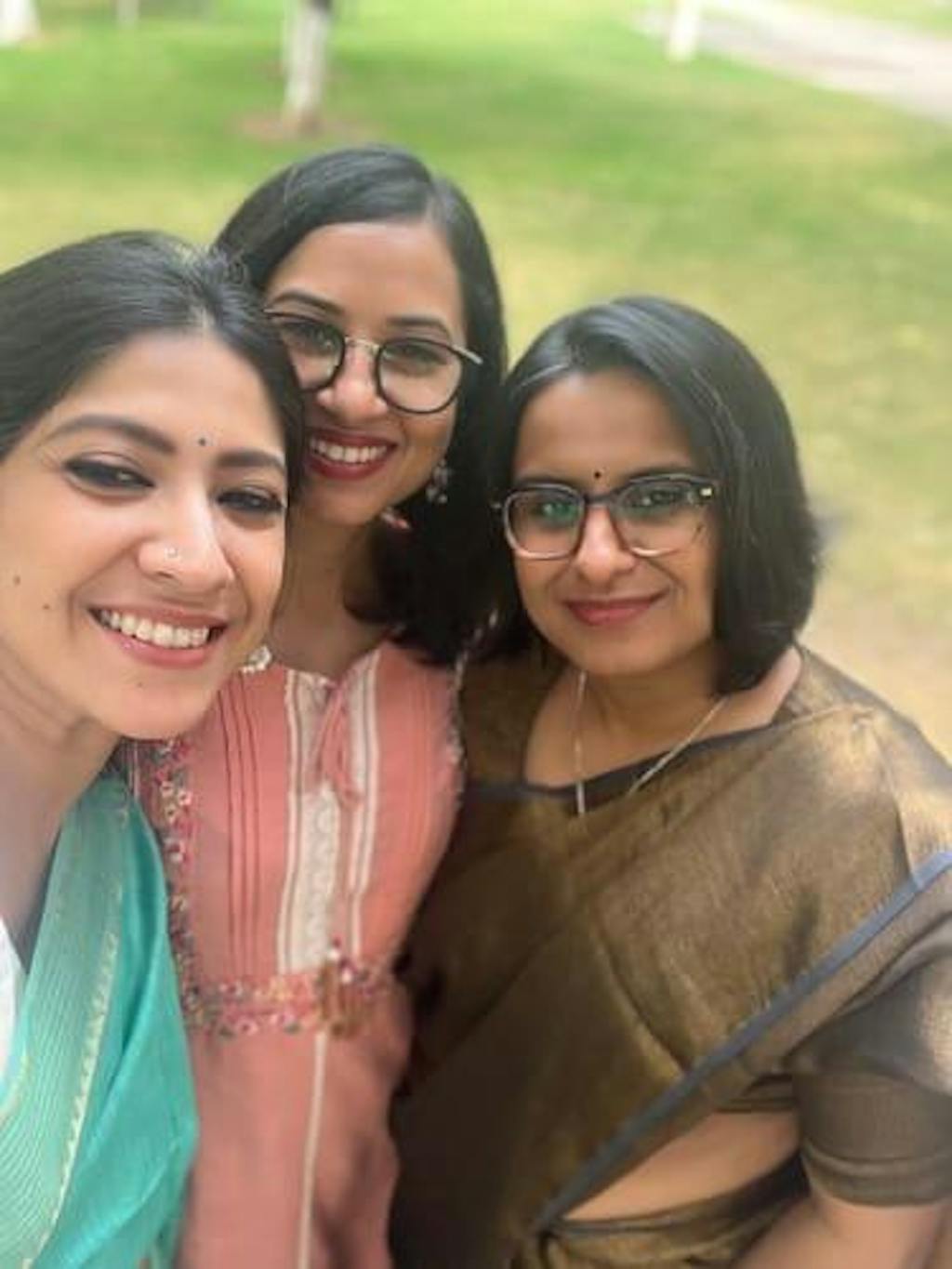 Linen Zari Golden Black Saree With Tassels|Raga Kafi|Suta