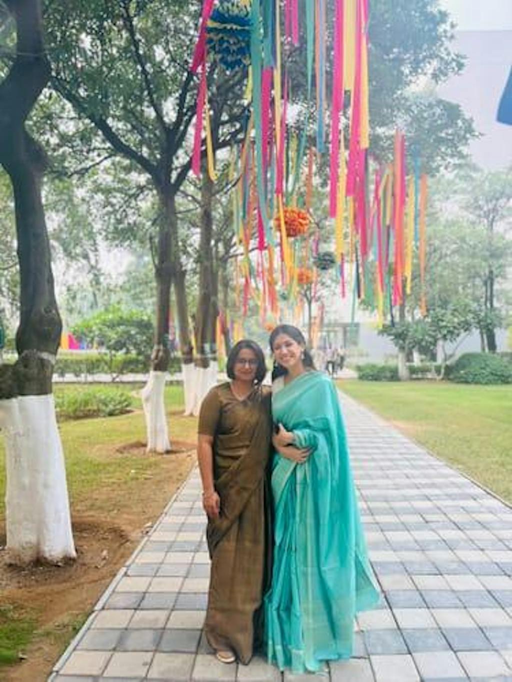 Linen Zari Golden Black Saree With Tassels|Raga Kafi|Suta