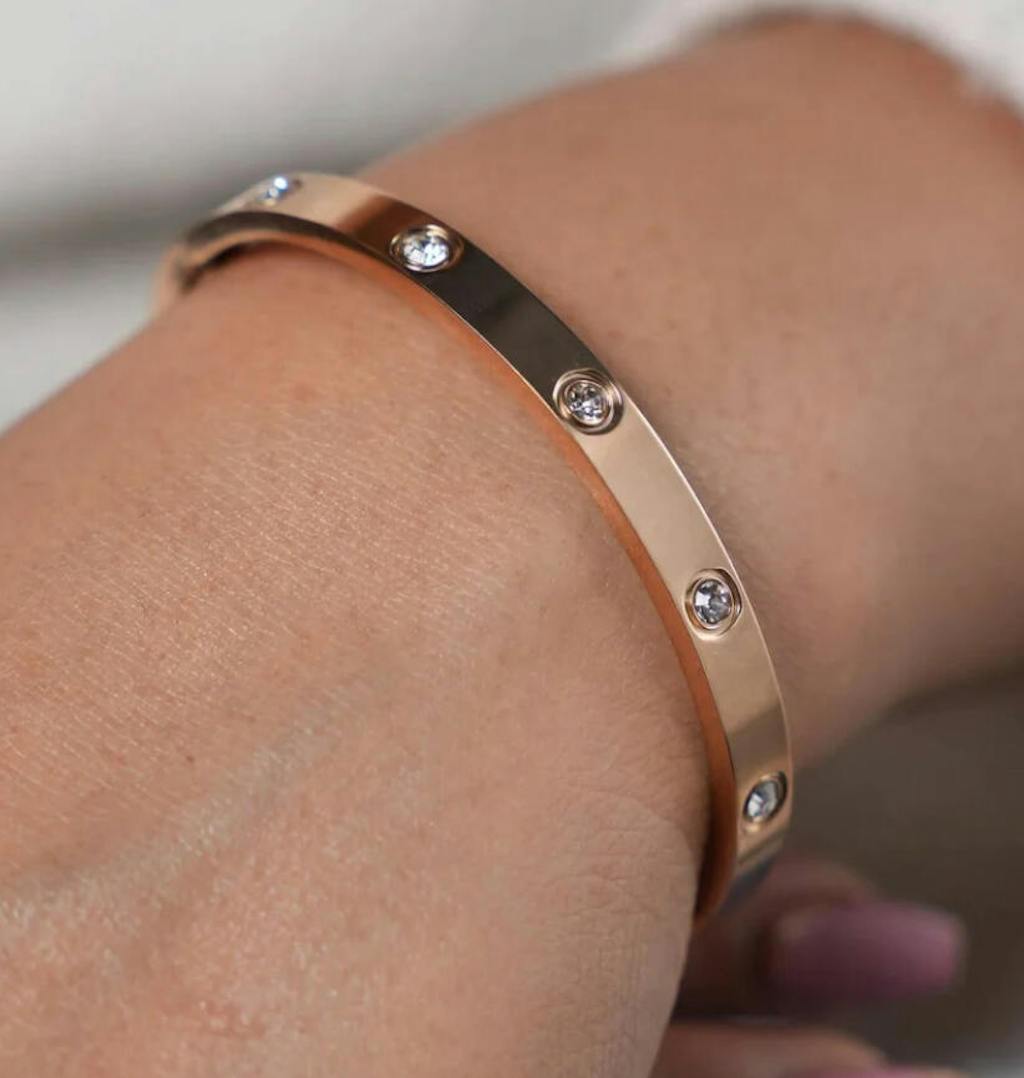 Elevate your wrist game with Swashaa's popular Bree Band Bracelet