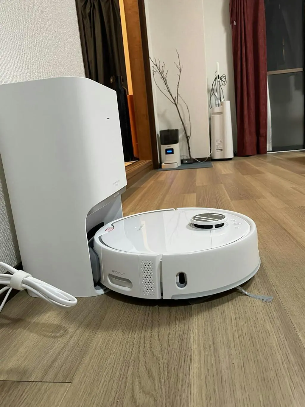 SwitchBot Floor Cleaning Robot S10 | Self Emptying Robot Vacuum ...