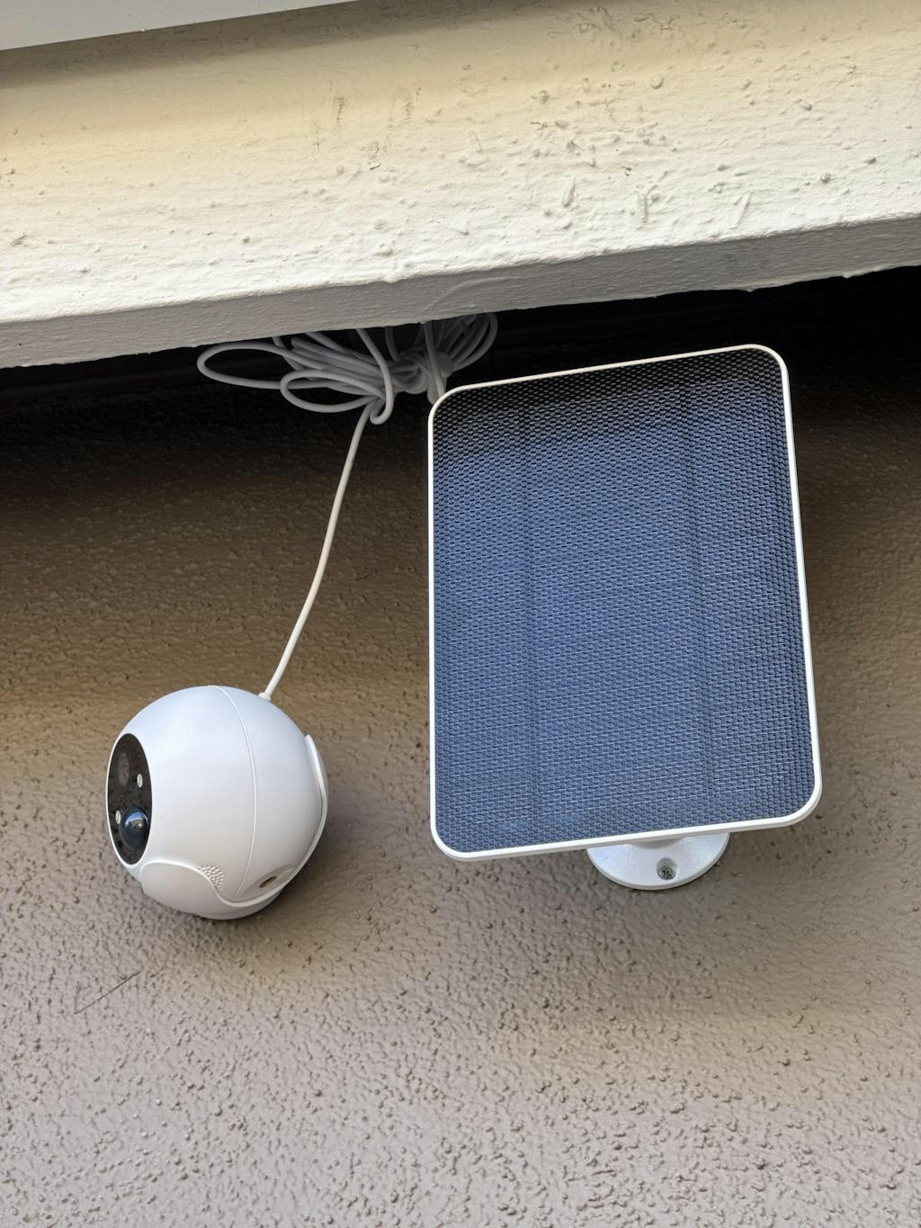 SwitchBot Outdoor Spotlight Cam 2K | 2K Security Camera with Night ...