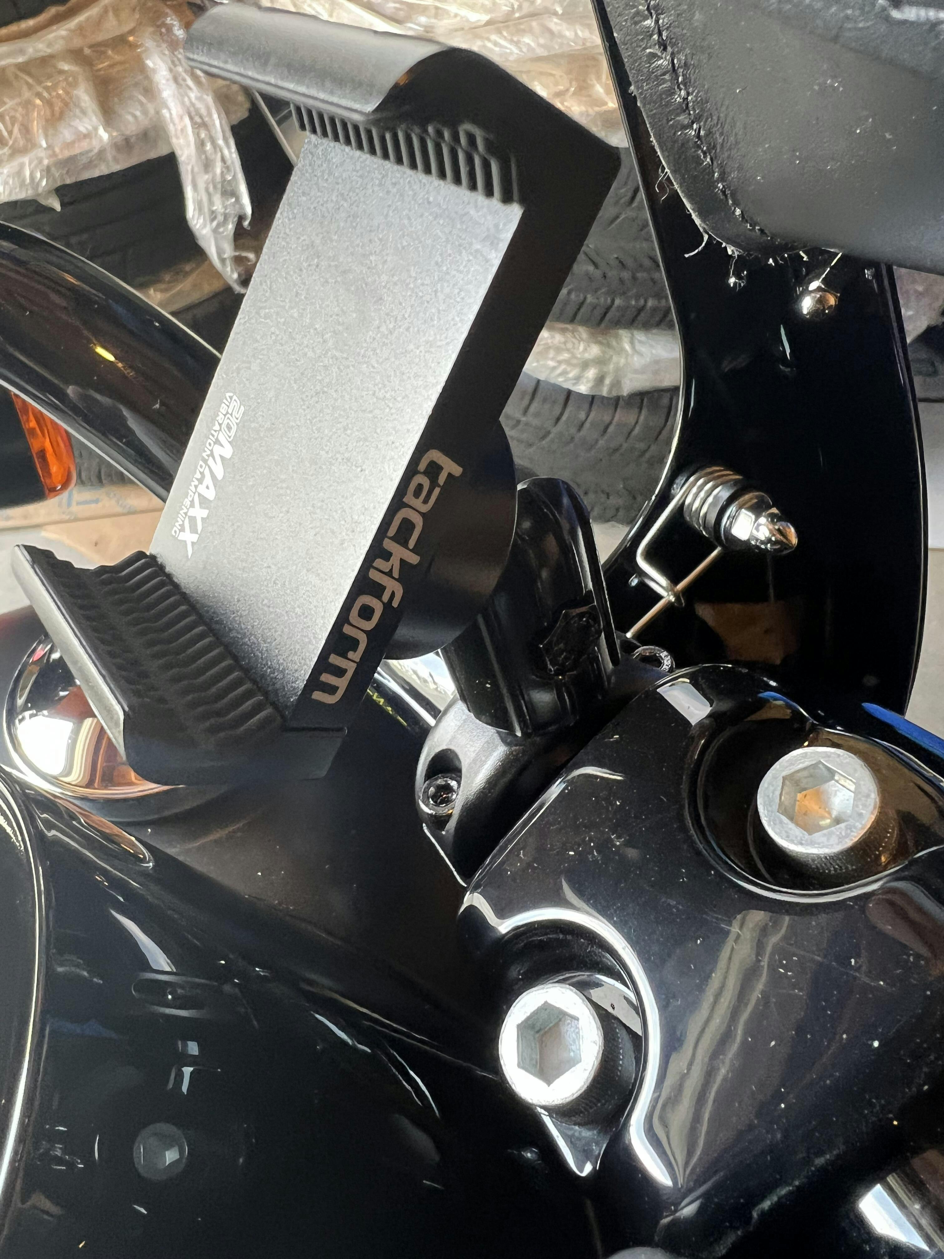 20 Series Vibration Dampening Motorcycle Phone Mount | Tackform