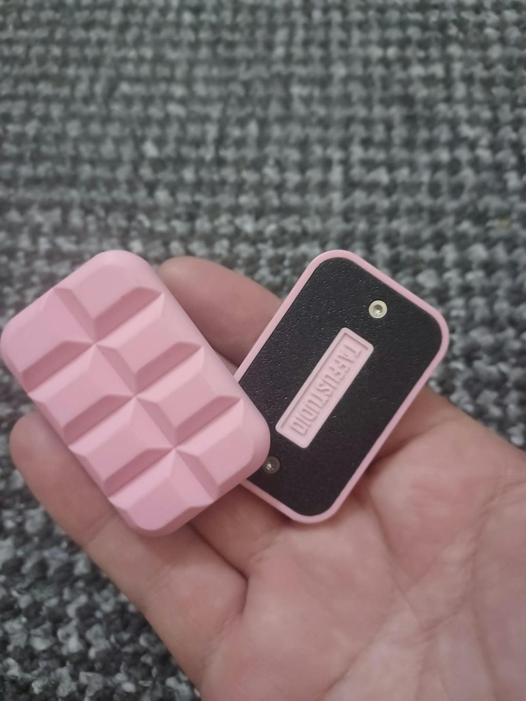 [6502] Fine 3D Printed Milk Chocolate Block Fidget Slider – Taffu Studio