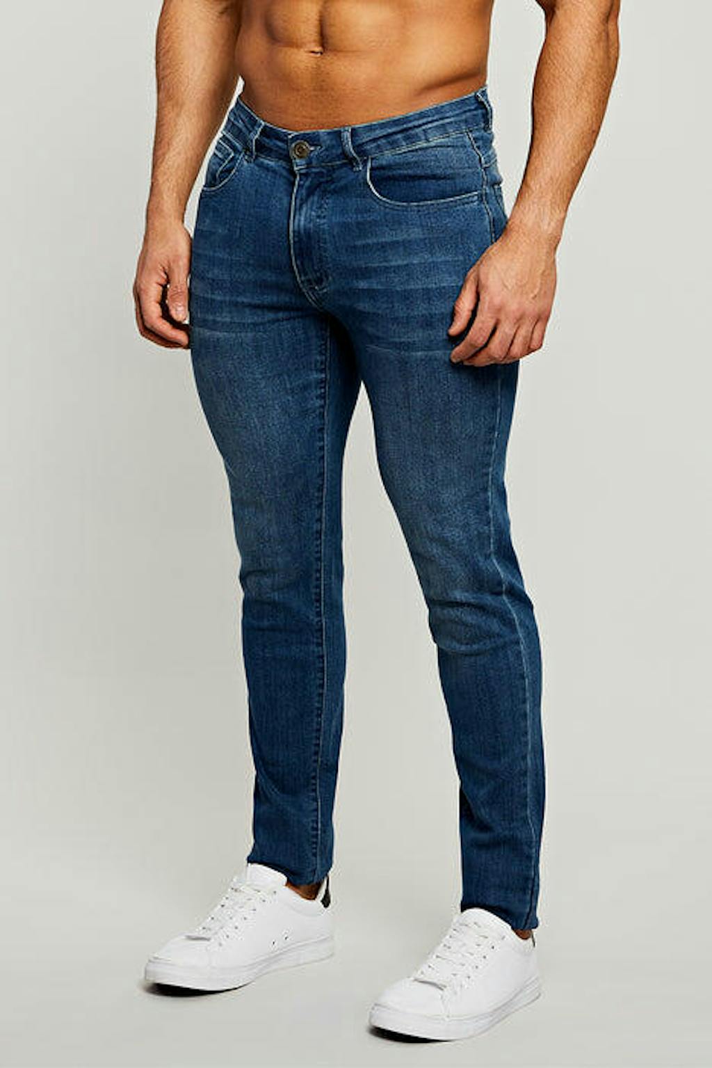 Muscle Fit Jeans in Dark Grey - TAILORED ATHLETE - ROW