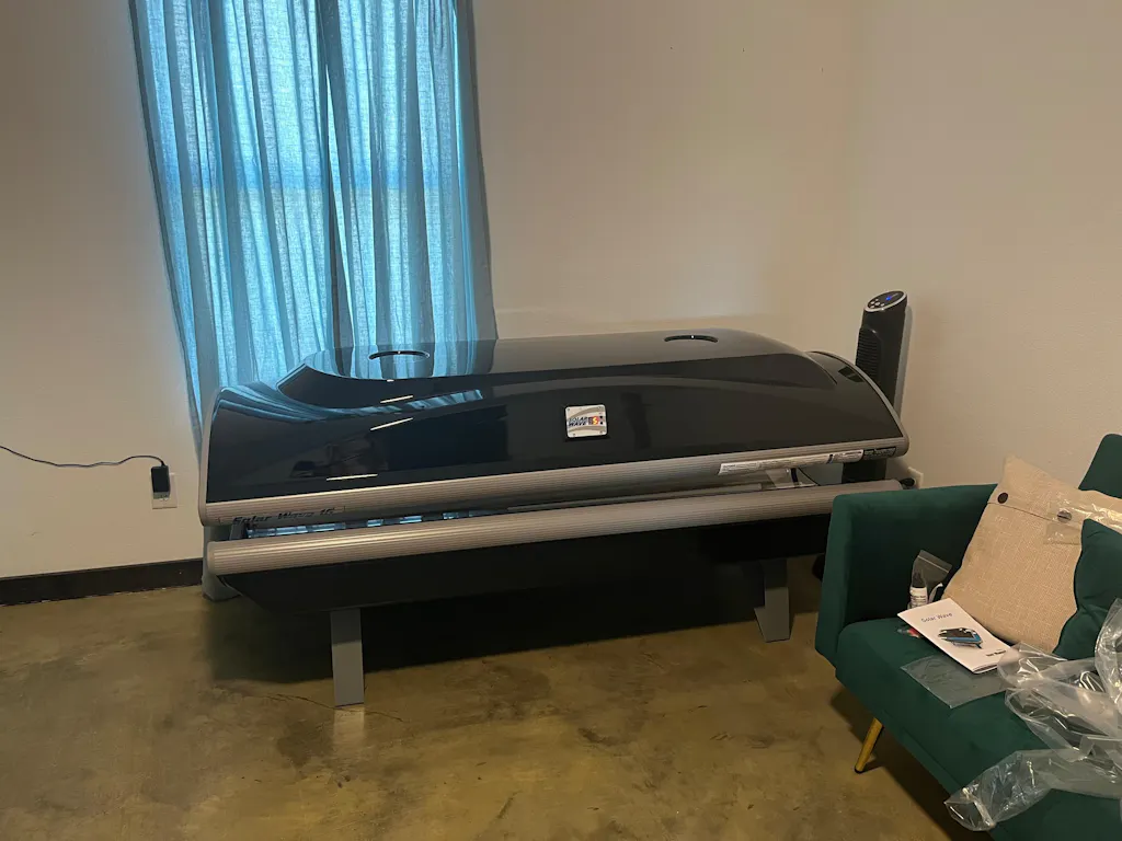 Discount ESB Solar Wave 16 Standard 110v Residential Tanning Bed