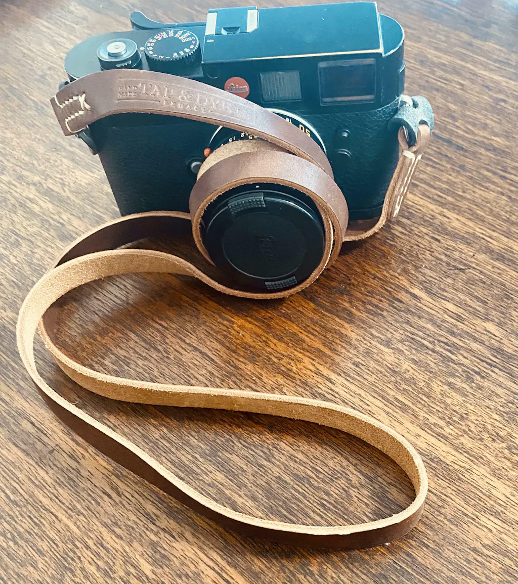 LEGACY slim camera strap - Nero – TAP & DYE