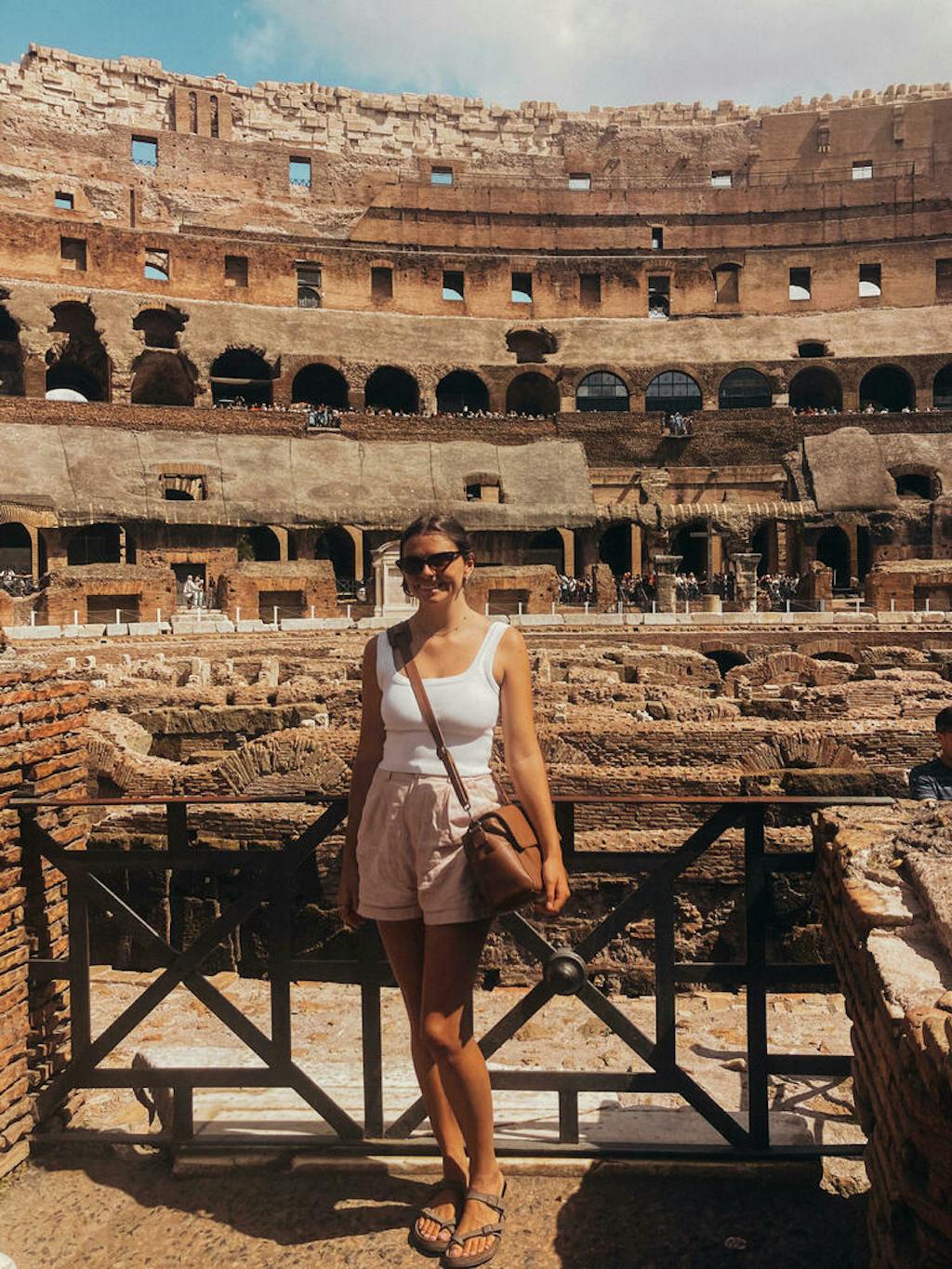 Stylish Camera Bag (Tan) | taz + tez Camera Bags – Taz + Tez