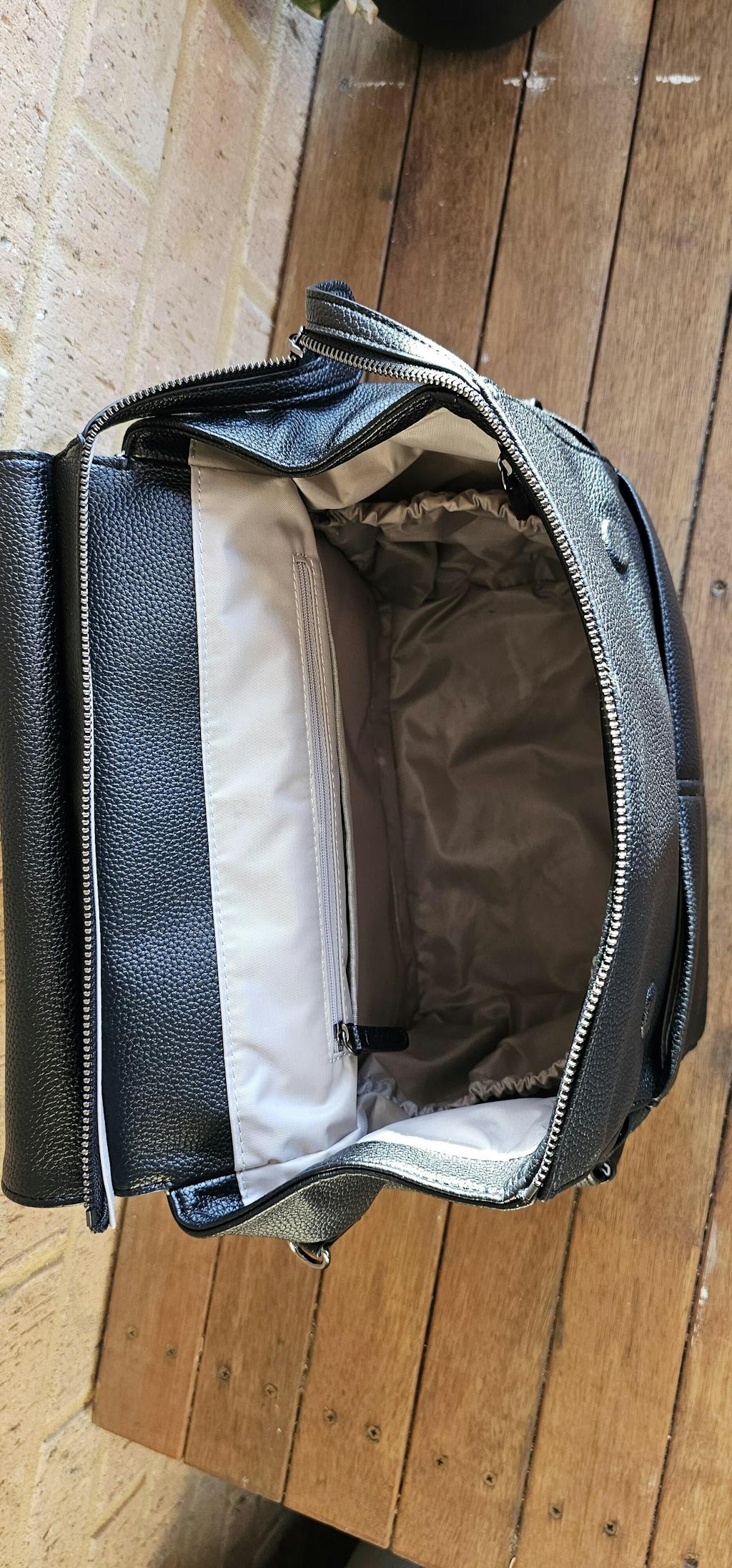 Stylish Camera Bag Backpack (Black) | taz + tez Camera Bags – Taz + Tez