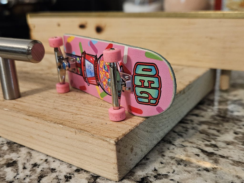 Fingerboard Ramps – Teak Tuning Pro Fingerboards