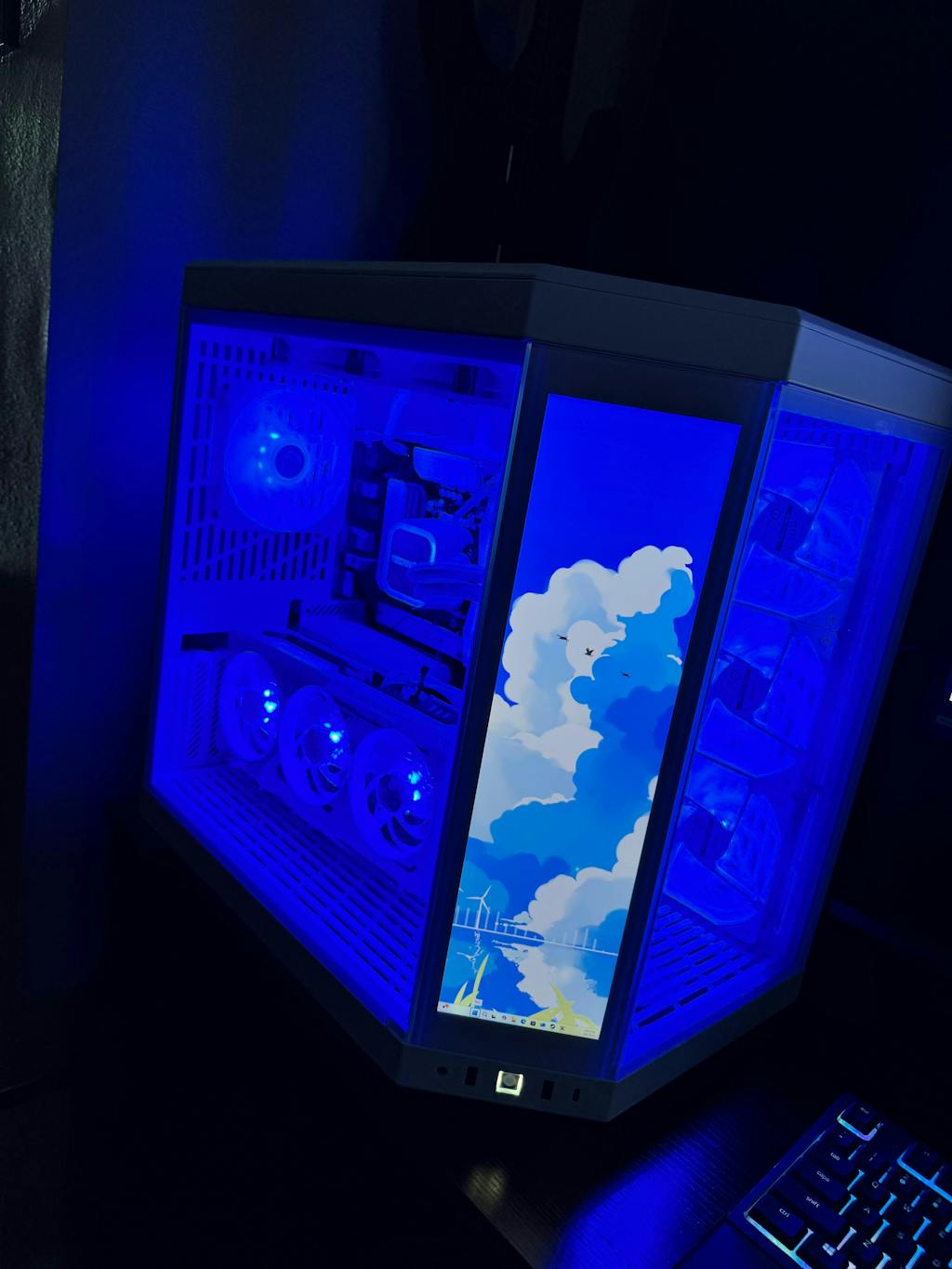 TECHNOID Limited Edition Gaming PC (AMD Radeon RX 9070 XT - AMD RYZEN