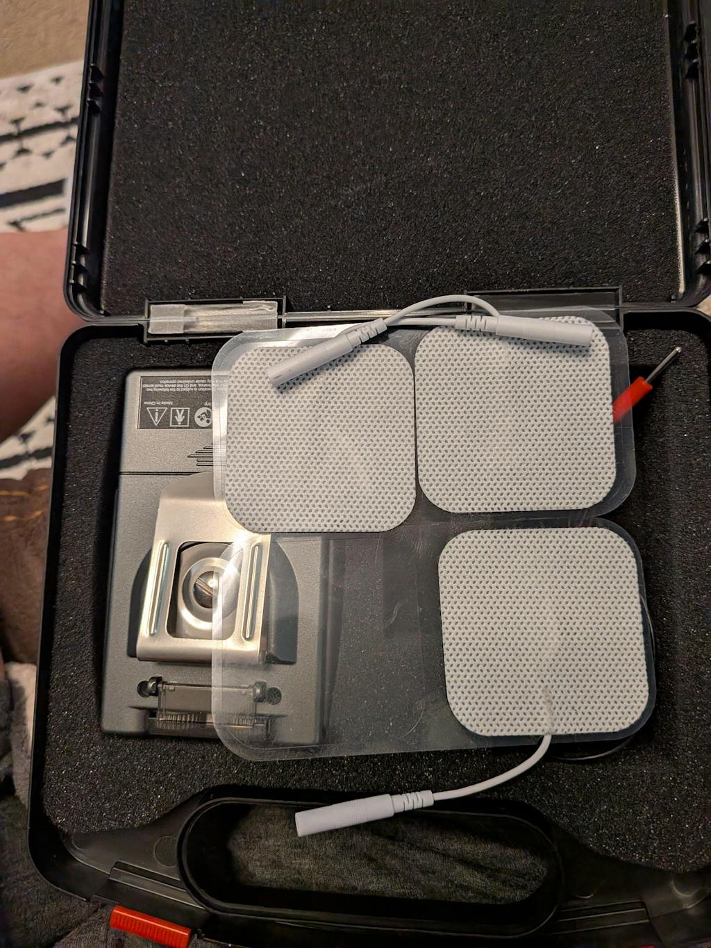 How to Use a Muscle Stimulator for Recovery & Pain Relief – TENS 7000