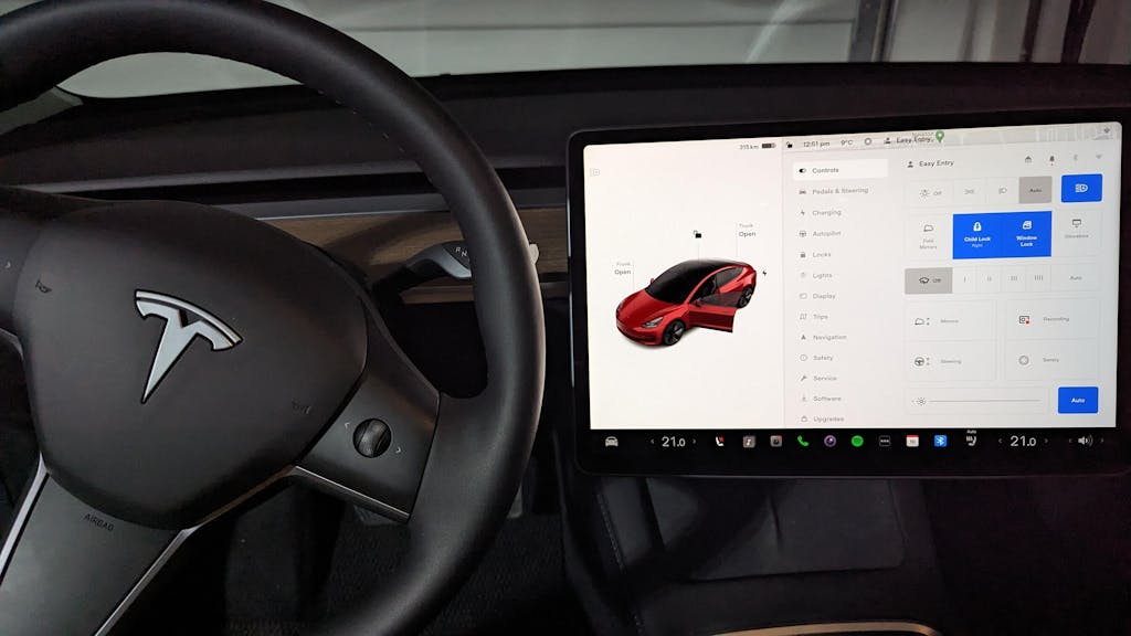 Model Y Screen Swivel Mount - Tesloid USA