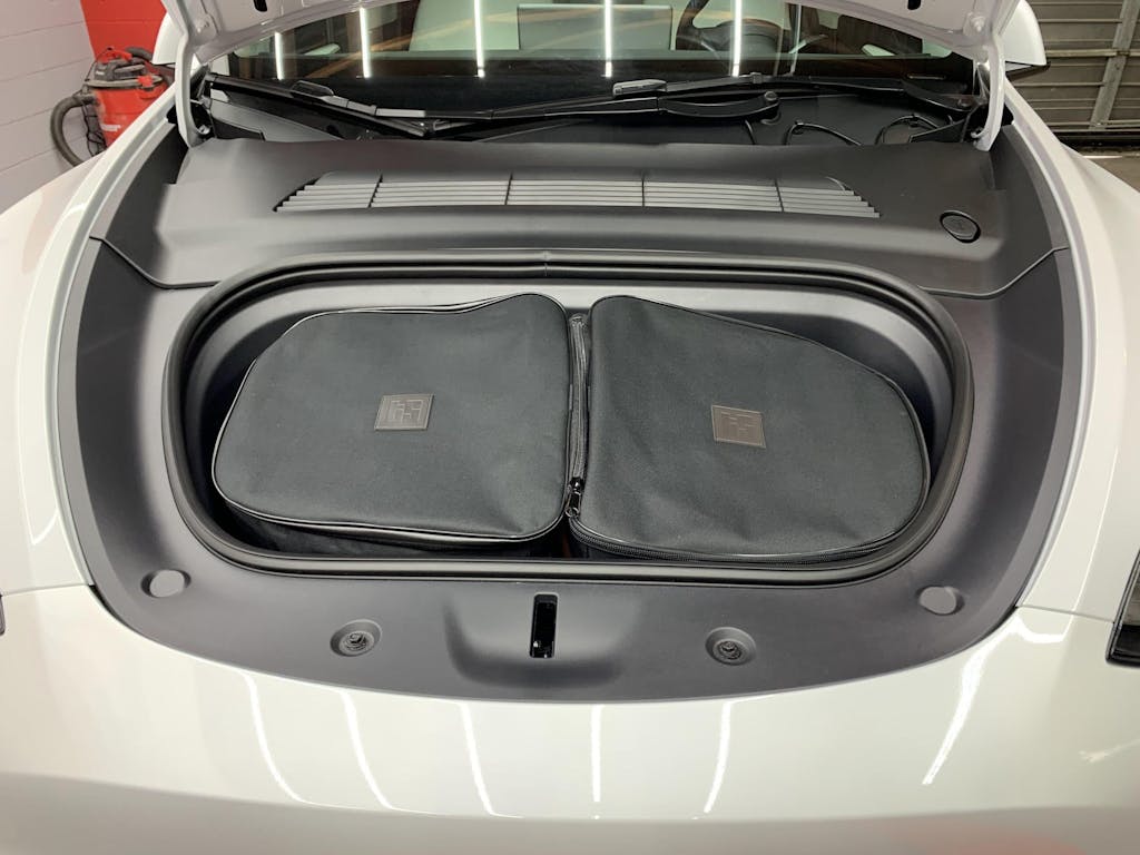 Model Y Frunk Cooler Food Bag - Tesloid USA