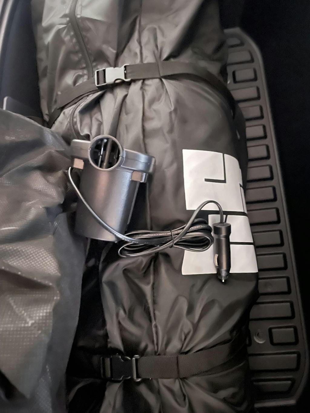 Model Y Inflatable Mattress - Tesloid USA