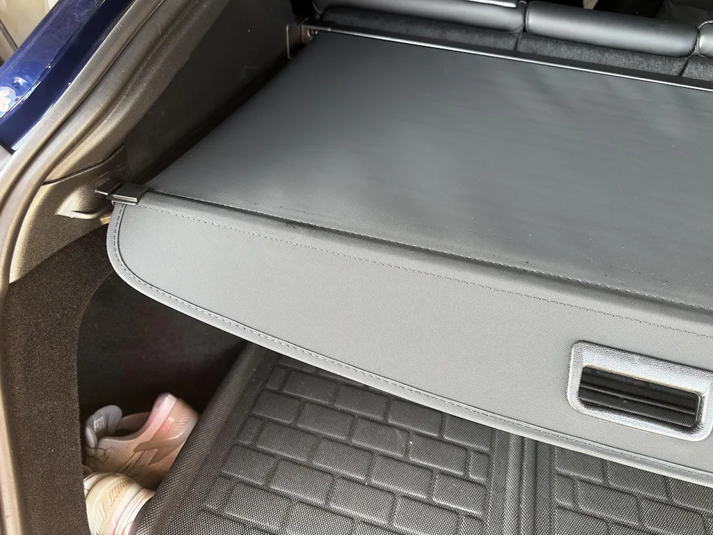Model Y Cargo Screen - Retractable - Tesloid Canada