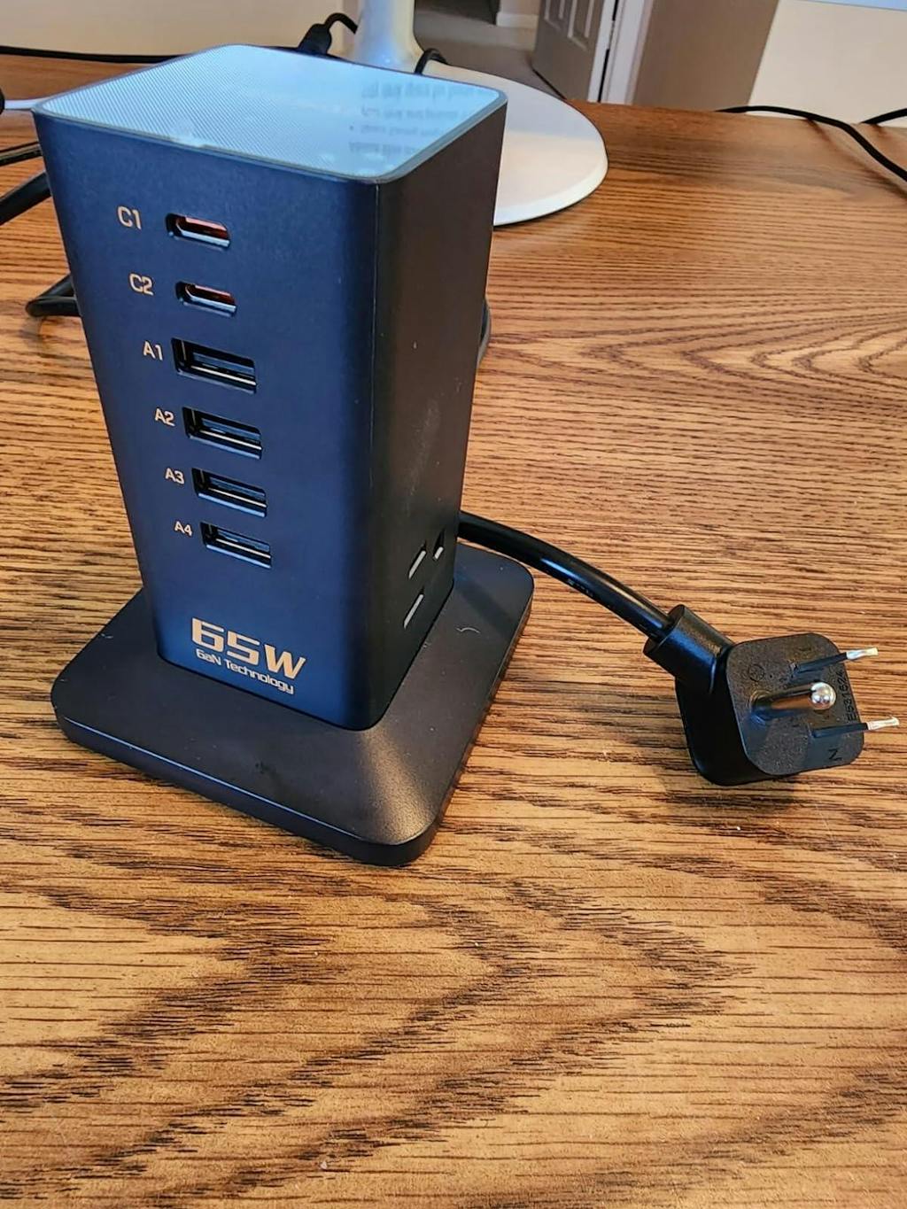 TESSAN 65W Desk Charging Station, 6 Port GaN USB Fast Charger Block To