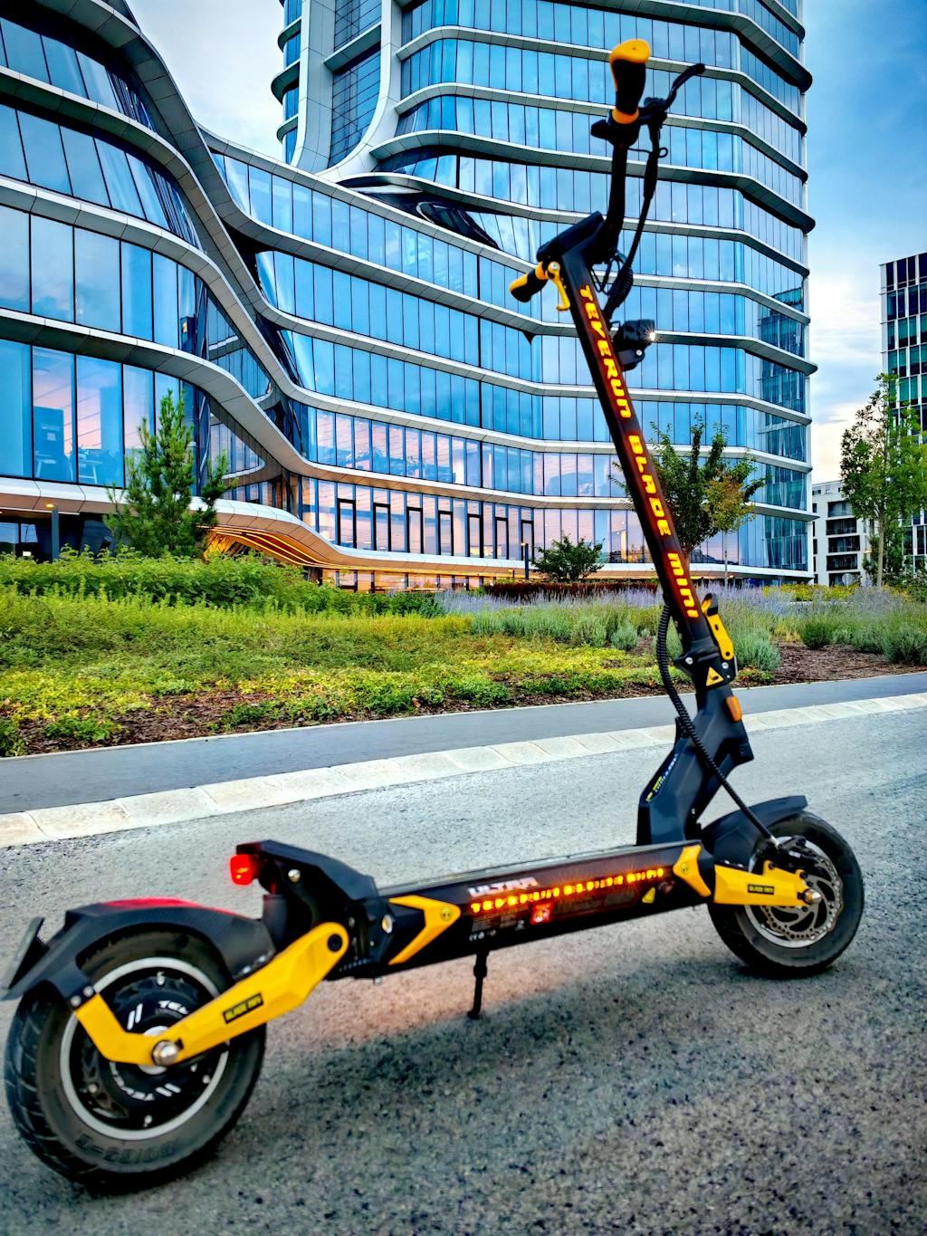 BLADE MINI ULTRA – TEVERUN USA