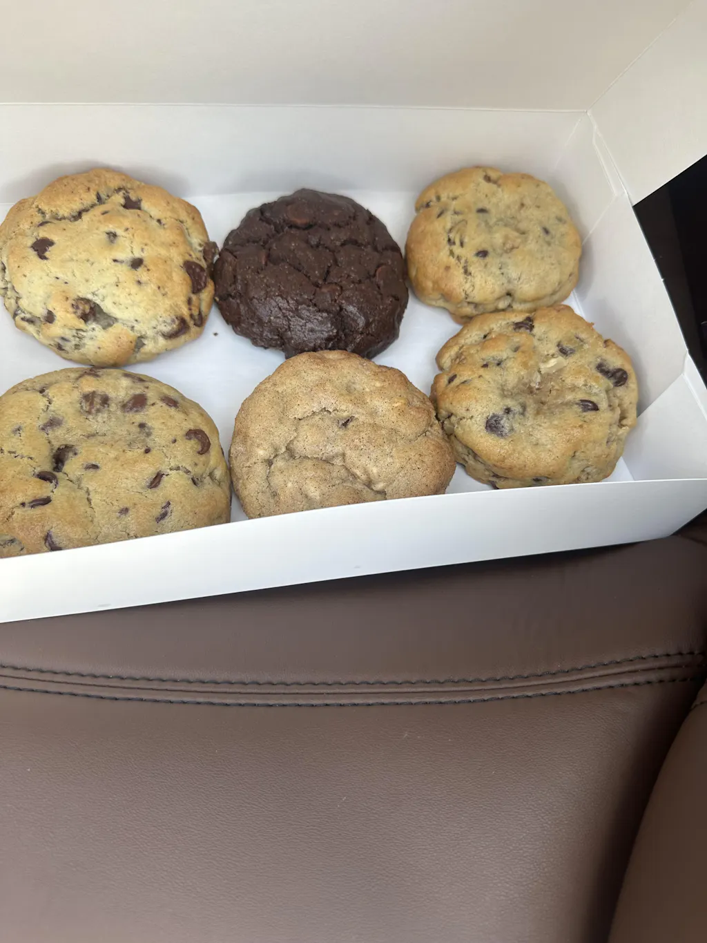 Walnut Chocolate Chip – The American Cookie Company