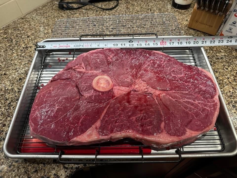 CARNIVORE CAVEMAN Beef Round Steak 9-11# – The Bearded Butchers