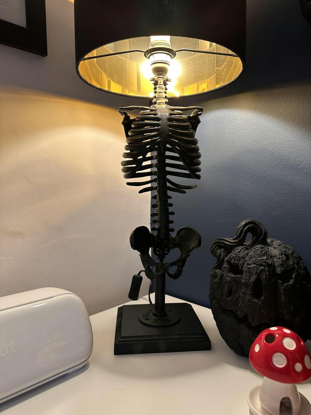 The Skeleton Lamp by The Blackened Teeth – The Blackened Teeth Ltd