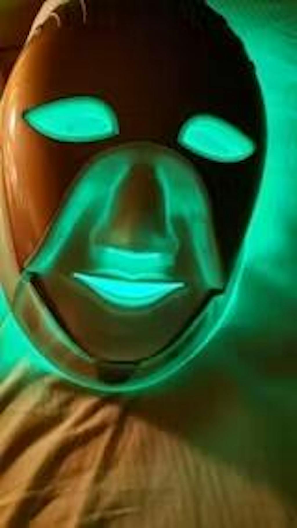 Cleopatra Led Light Mask™ – The Cleopatra Mask