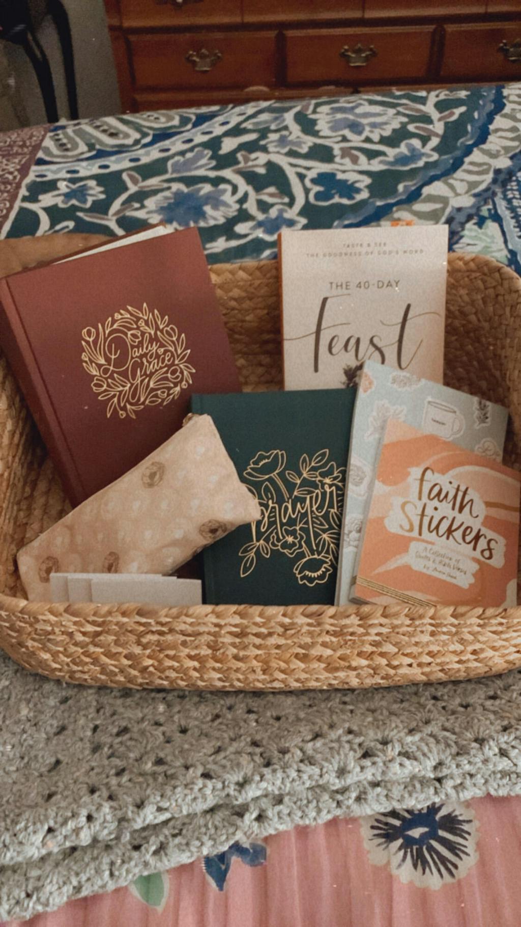 Daily Grace Bible - ESV – The Daily Grace Co.