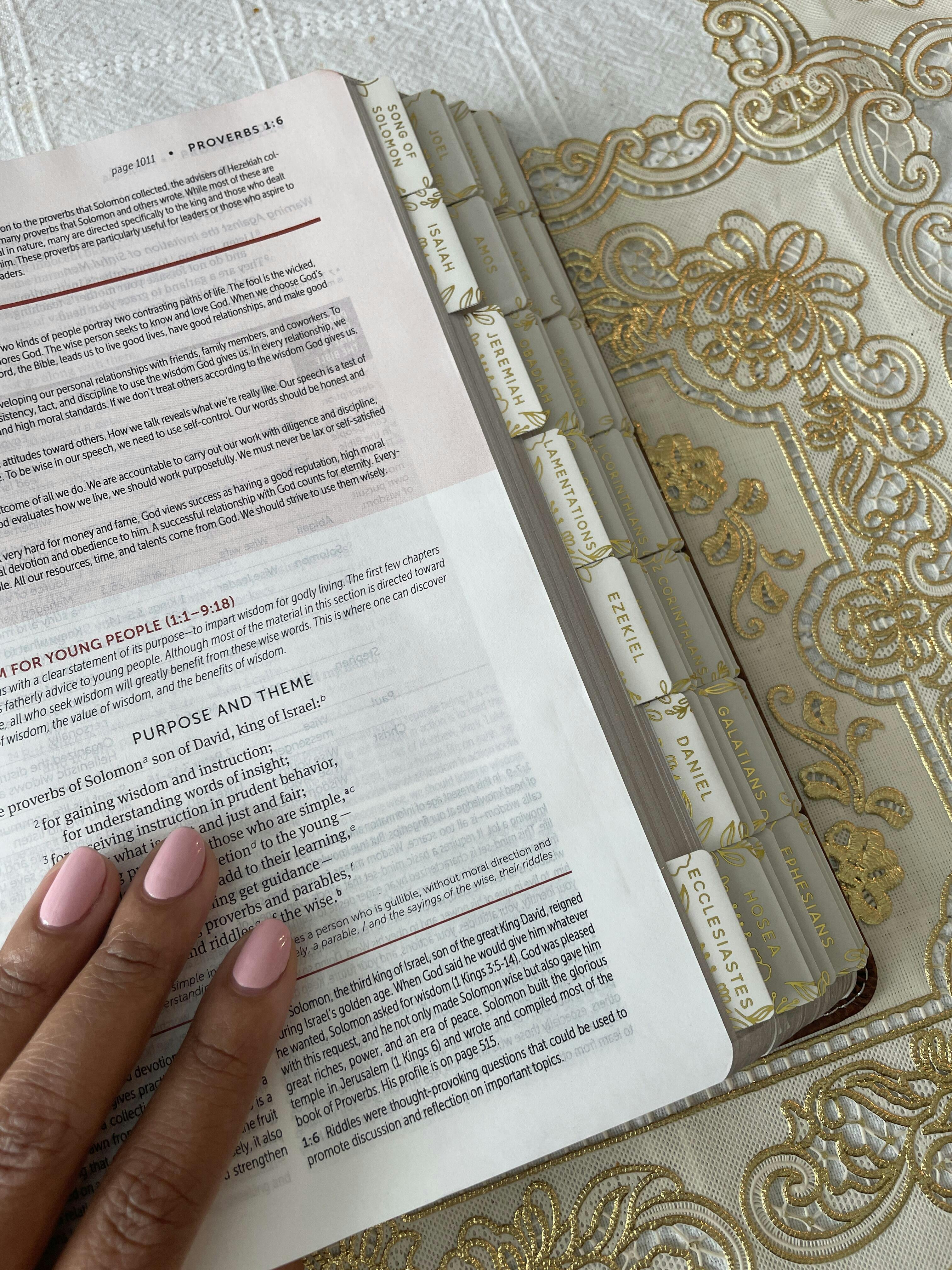 Gold Foil Bible Tabs - Cream | TDGC – The Daily Grace Co.