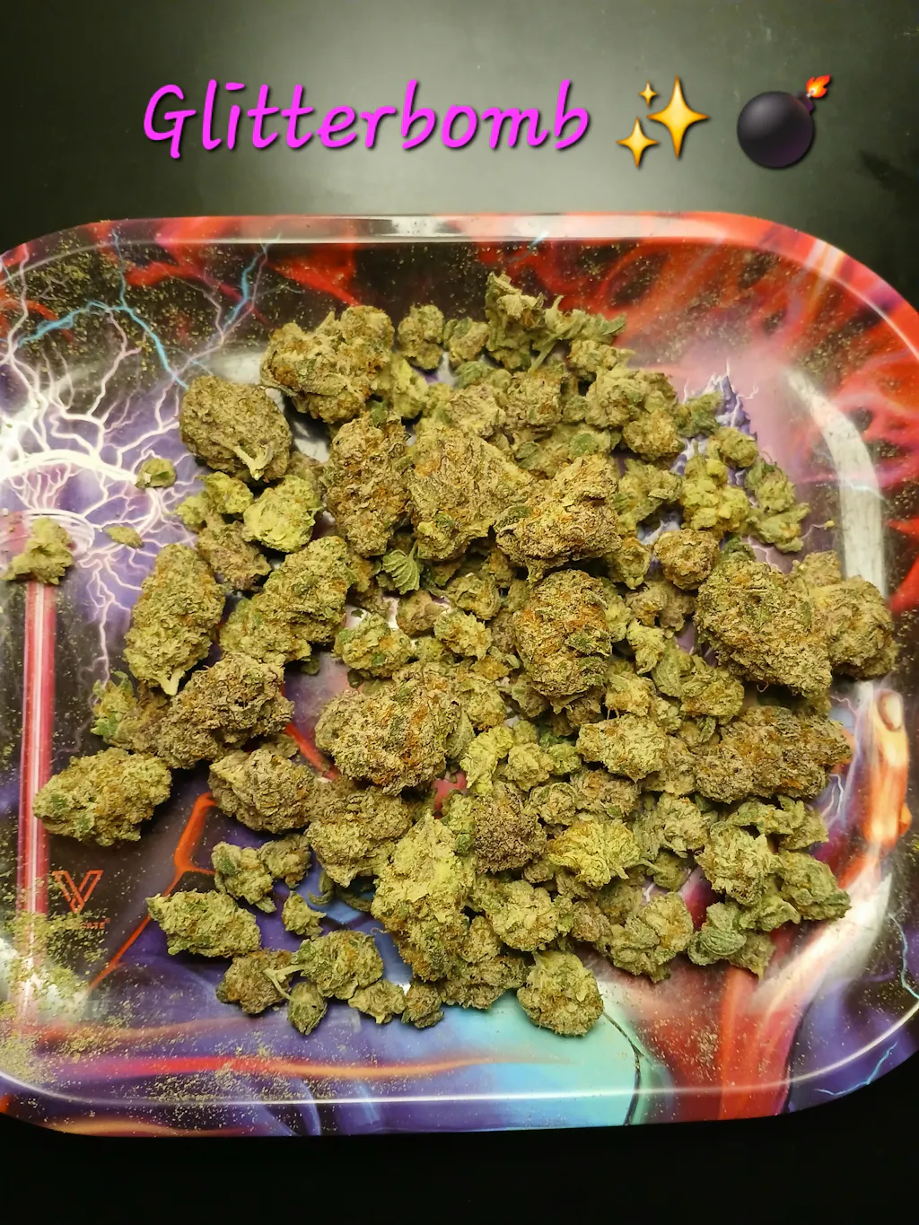Indoor Glitter Bomb Hybrid Flower | The Dopest