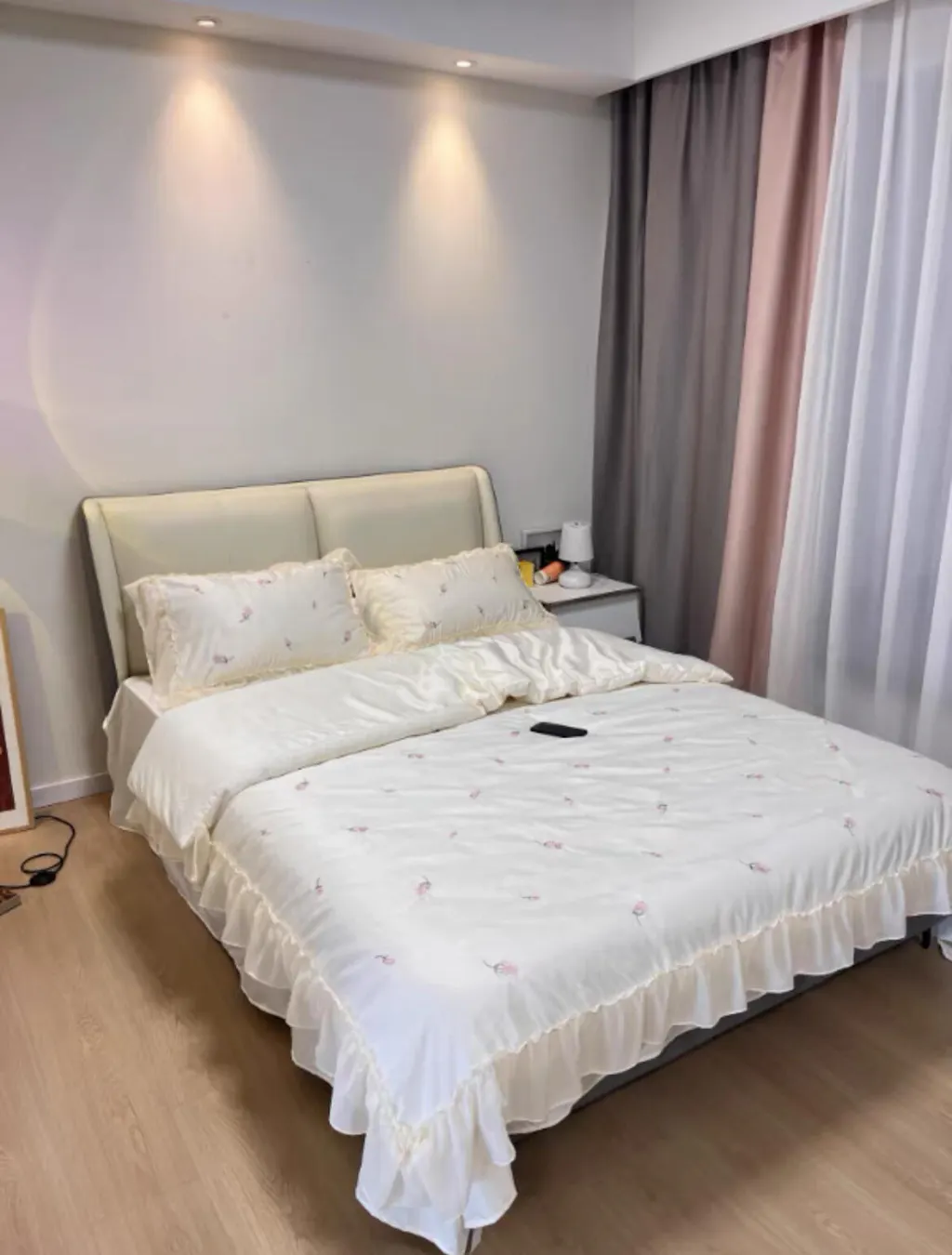Soft Coquette Rose Bedding Set - Ruffle Floral Duvet Cover – The Feelz