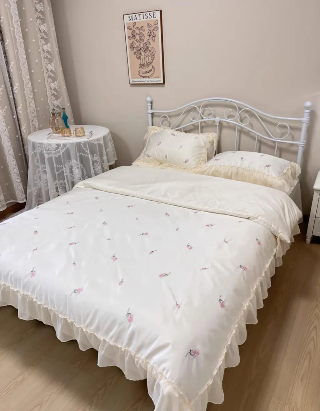 Soft Coquette Rose Bedding Set - Ruffle Floral Duvet Cover – The Feelz
