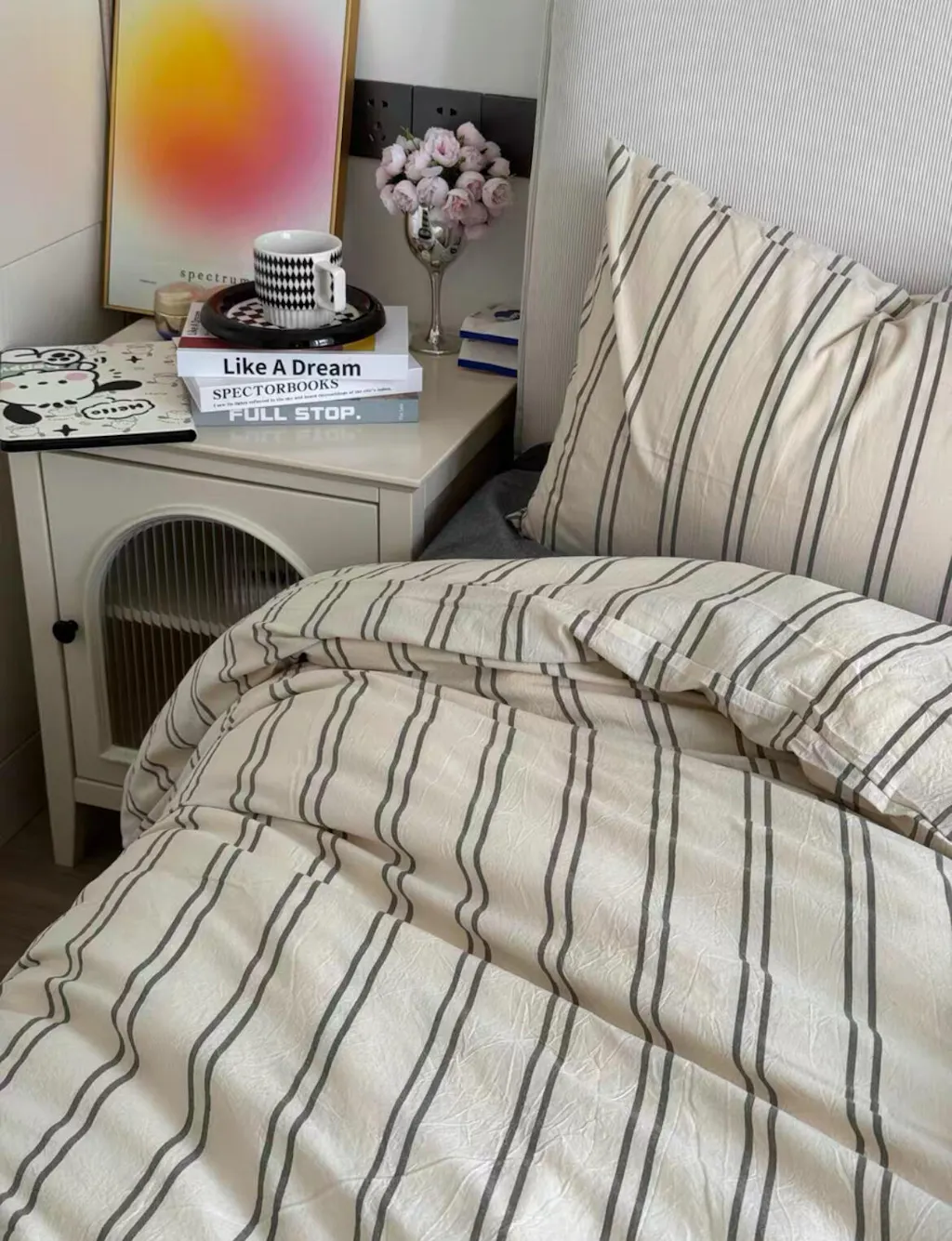 Retro Striped Bedding Set – Modern Comforter & Duvet Cover – The Feelz