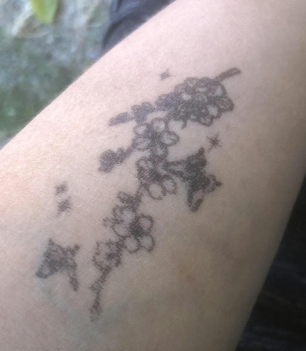 Tatouage fleur de cerisier | The Flash Tattoo