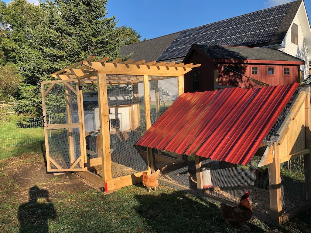 The Garden Run Enclosed Chicken Run Plans, Complete Series | The Garden ...