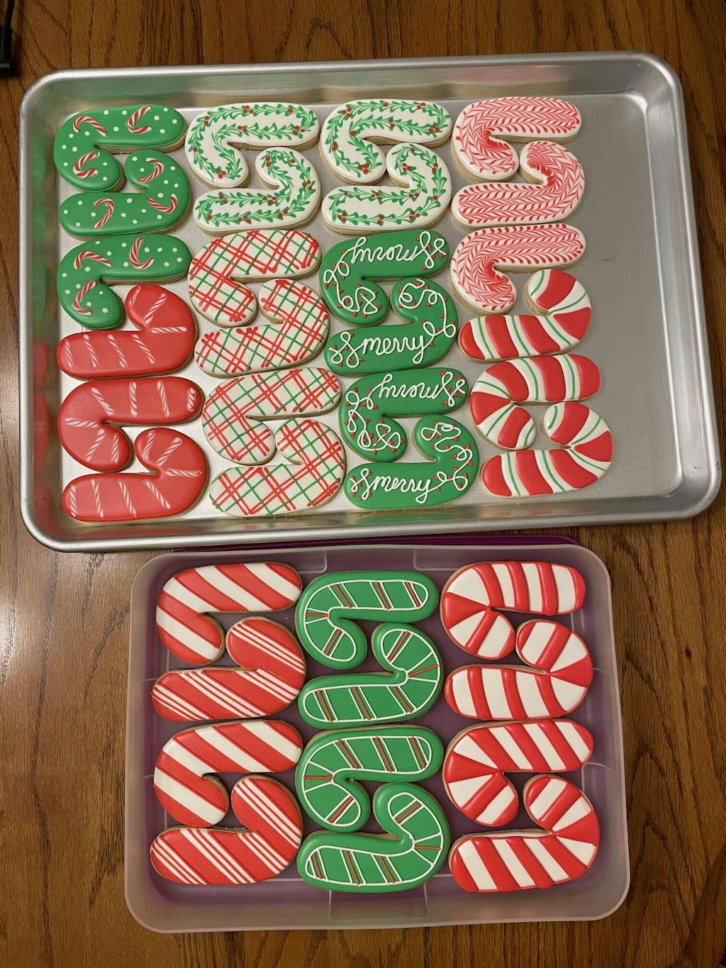 Candy Canes Online Cookie Decorating Class – The Graceful Baker Shop