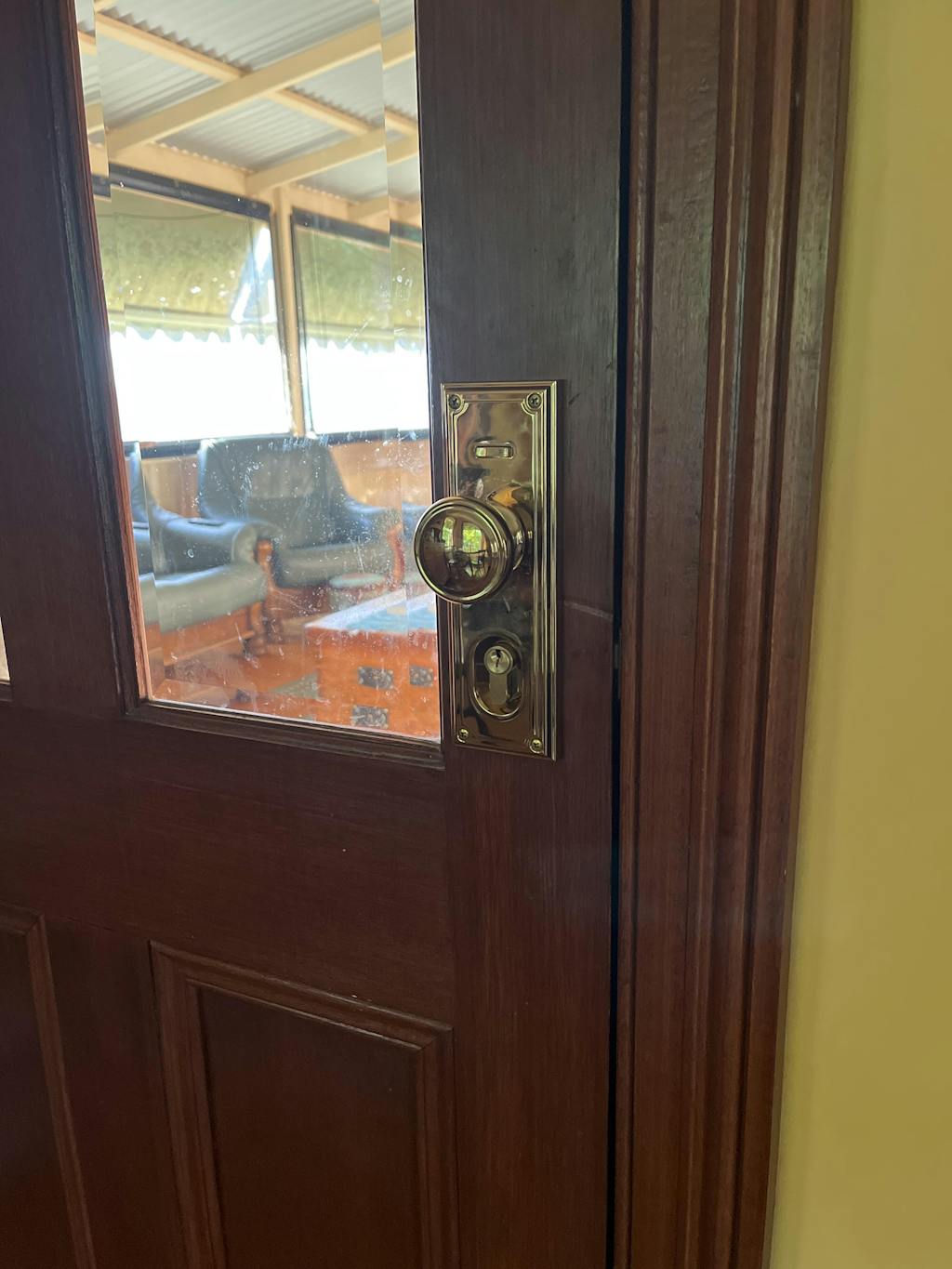 Buy GAINSBOROUGH TRI LOCK TRADITIONAL KNOB Online – The Lock Shop