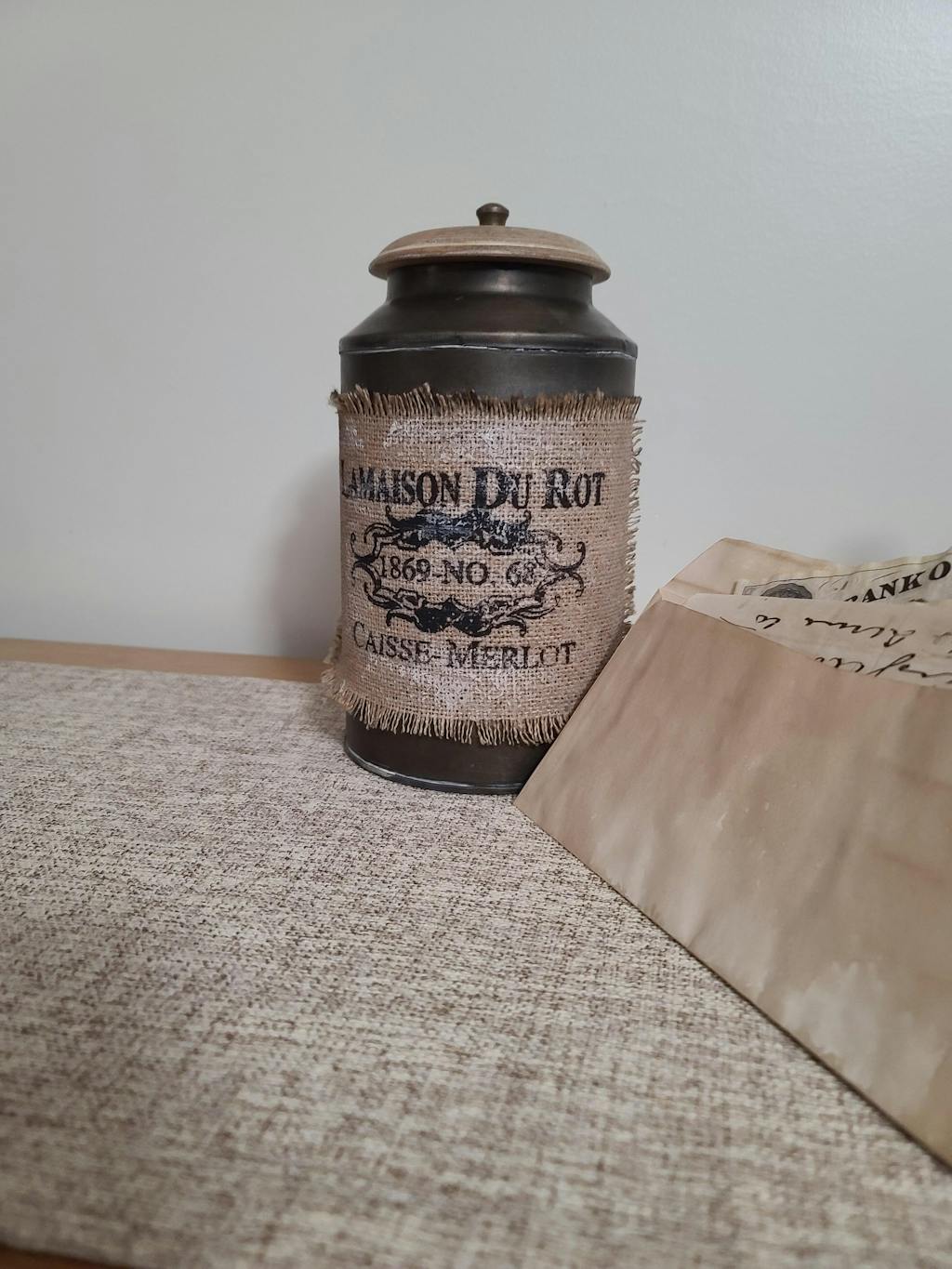 Primitive Colonial Vintage Inspired Lamaison Tin (5x9") – The Primitive ...