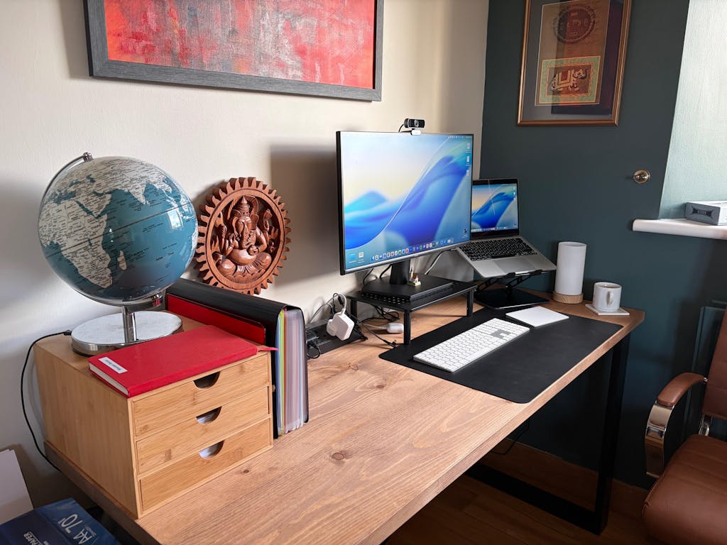 GG | Rustic Solid Wood Gaming Desk - Rustic Oak – The Rustic Grove Co.