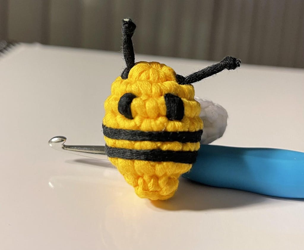 Tiny Baby Bee Kit | The Woobles