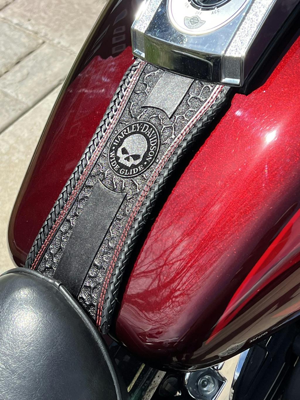 Custom Tank Bibs – Tagged "Softail Heritage" – Three Mutts Custom Leather